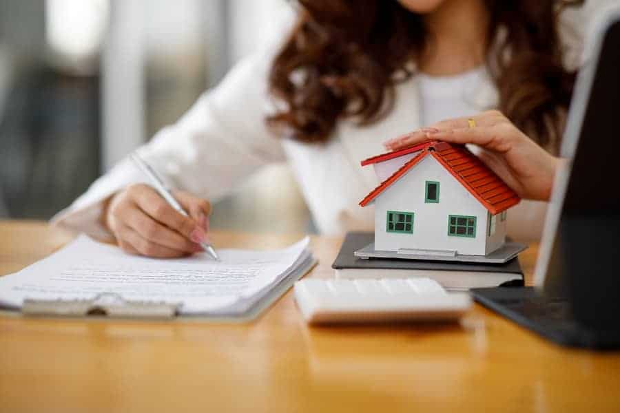 14 Middleman Business Ideas to Start in 2022 - Step By Step Business