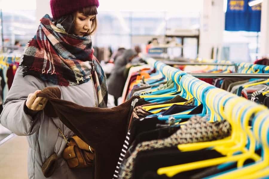 48 Small Town Business Ideas to Start in 2022 - Step By Step Business